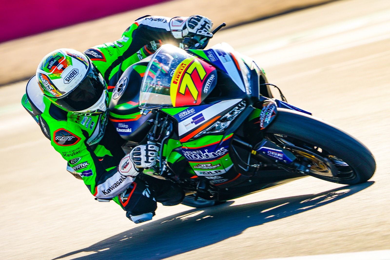 JR PERFORMANCE COMPLETE BRITISH SUPERSTOCK CHAMPIONSHIP DEBUT - Syntol ...
